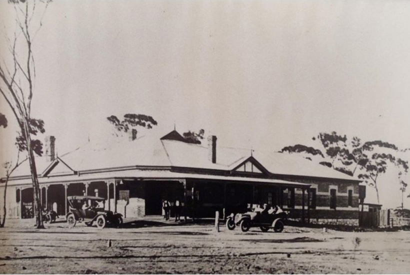 102-year-old WA country pub yours for the taking