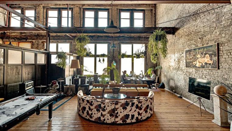 Home of Melbourne's iconic Revolver nightclub up for sale