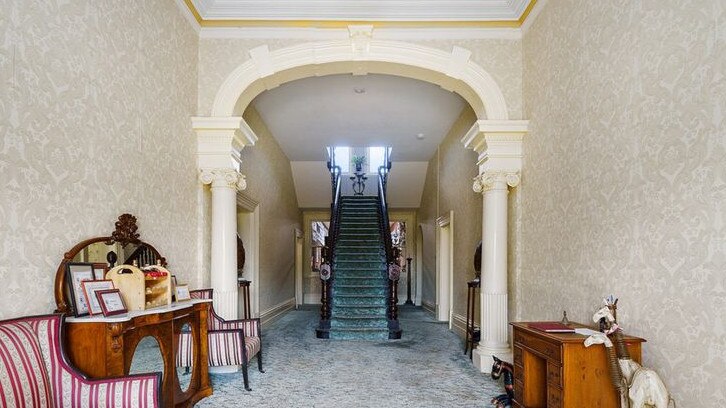 Highton Manor, Mansfield: ‘Downton Abbey’ manor for sale