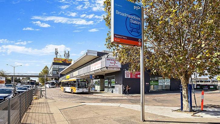 Popular retail, medical centre in Broadmeadows hits the market with ...