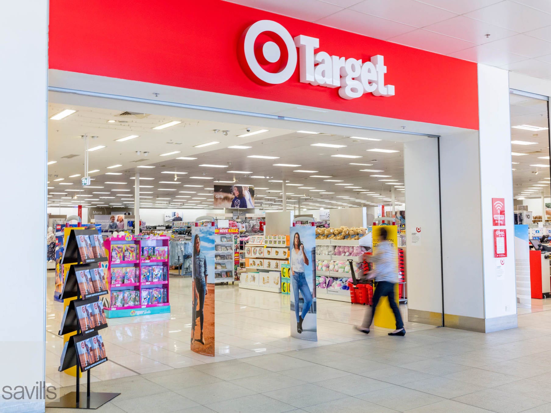Strong Investor Interest in Discount Department Stores Target and Big W