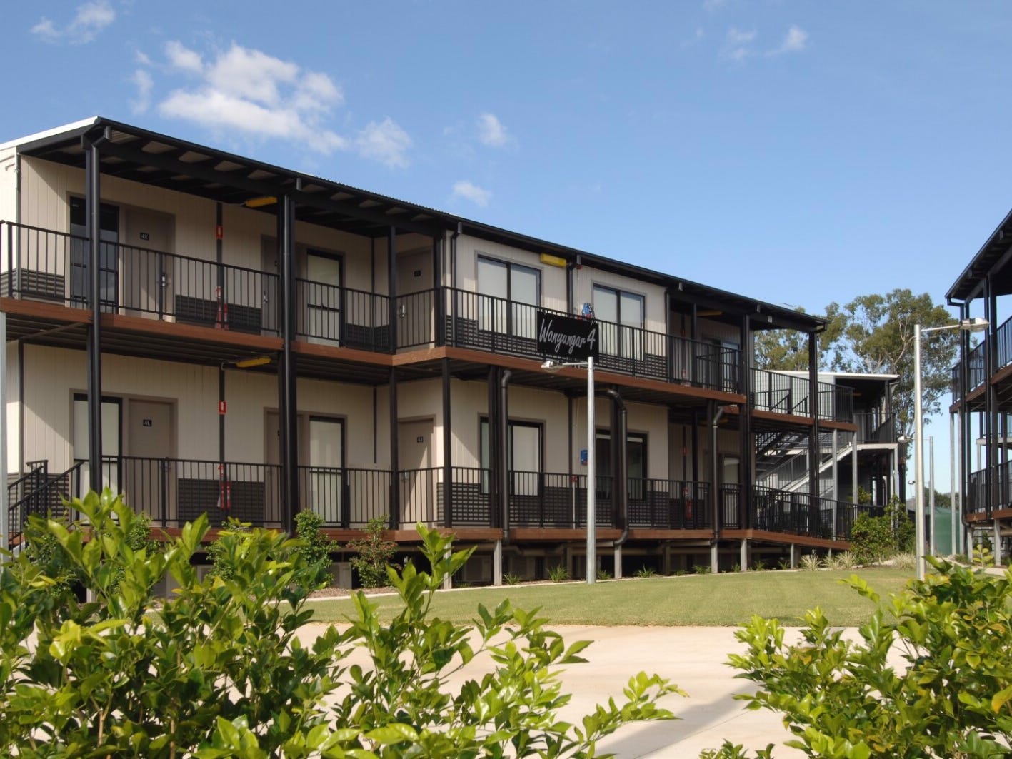 FIFO Workers Village Set to Ride Gladstone's New Energy Boom