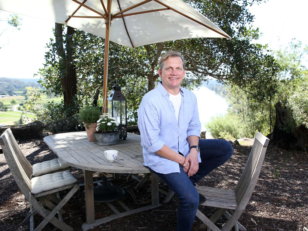 Celebrity chef and wedding planner Martin Boetz sells riverside retreat ...