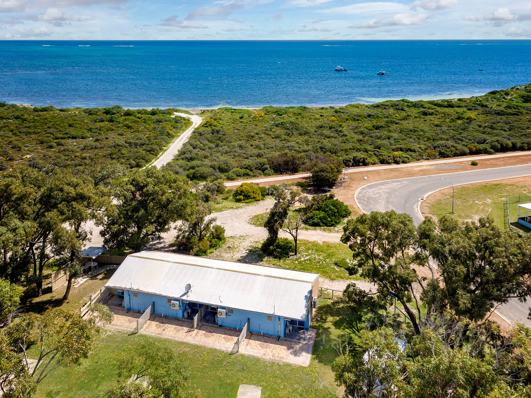 Oceanfront caravan park on Australia's Coral Coast for sale