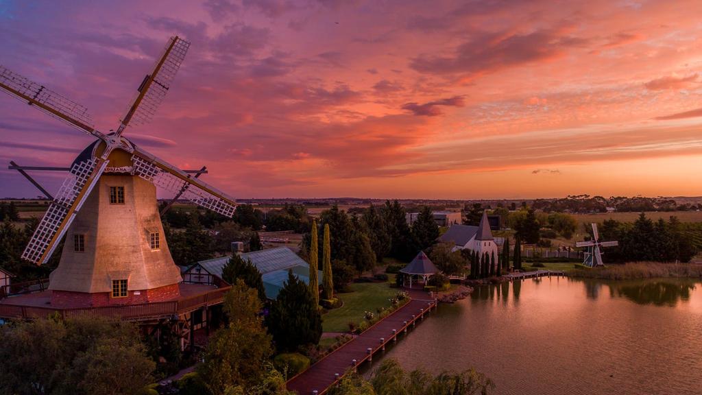 Melbourne windmill where Kath & Kim’s Gina Riley was a ‘door bitch ...