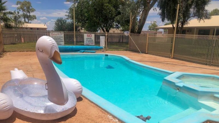 Iconic outback SA property Cadney Park Roadhouse for sale