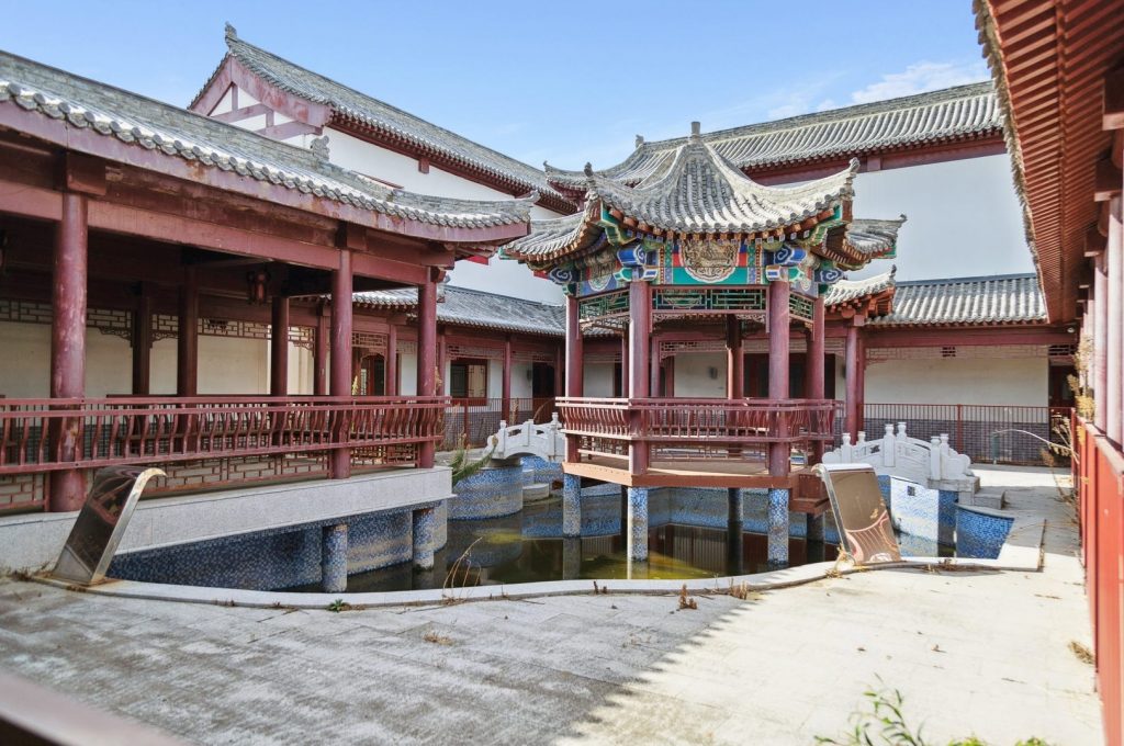 Abandoned $75 million Chinese mansion in Perth going to auction