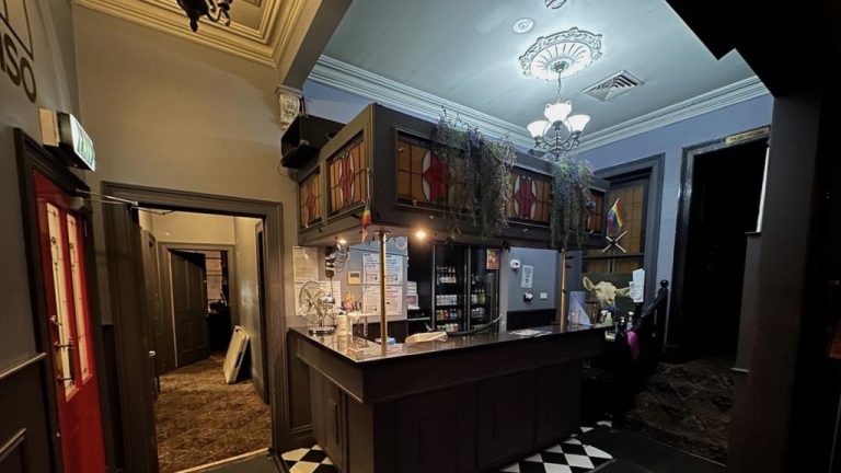 Gasometer Hotel to close as Melbourne live music venue, gastropub ...